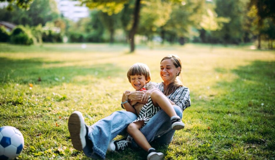 How to raise outdoor kids: Get to know your neighbourhood | Bounty Parents